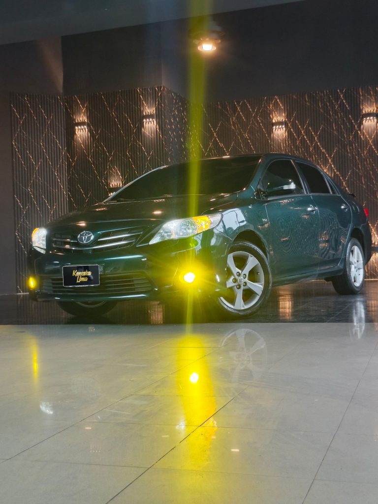TOYOTA COROLLA GLI 2012 - Keneska Lima